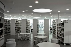 An Italian Library That Floats on the Water