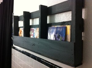 20 DIY Magazine Rack Projects