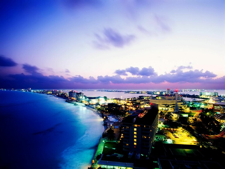 50 Amazing Photos from Cancun