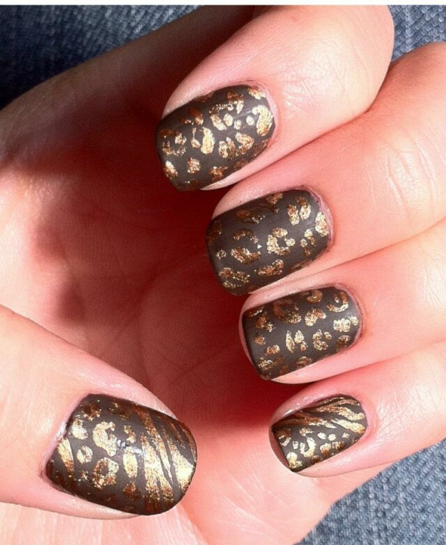 20 Charming Nail Ideas