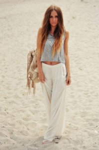 30 Great Beach Outfit Ideas and Beach Accessories