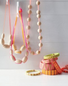 23 Fun and Easy DIY Neon Crafts