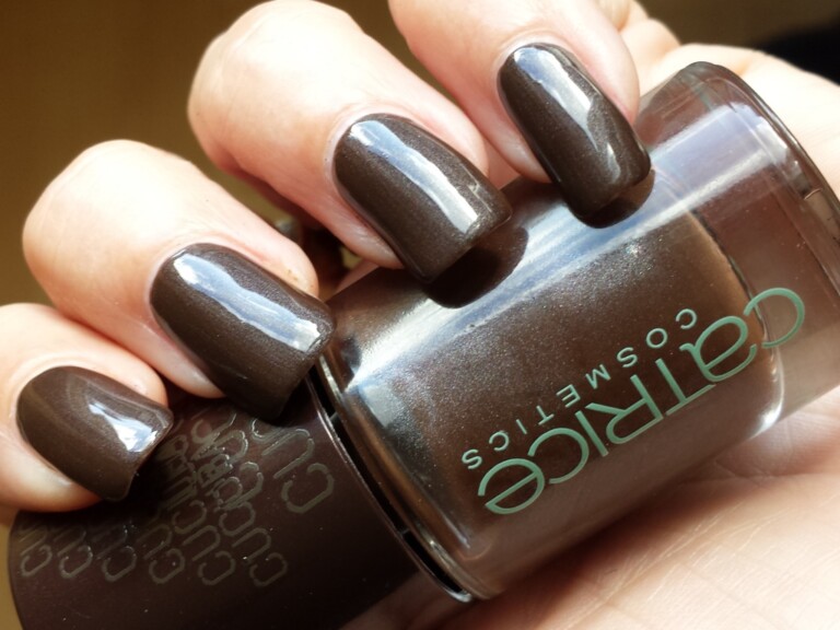 18 Hot Nail Polish Color Trends for This Season