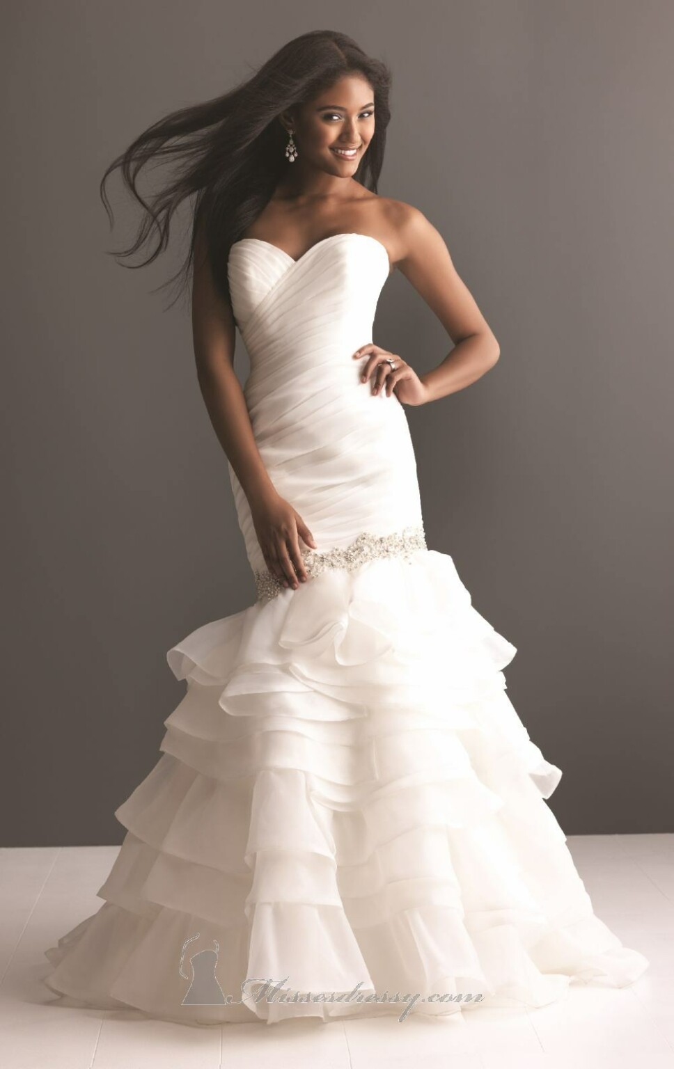 20 Beautiful Wedding Dresses for Modern Brides