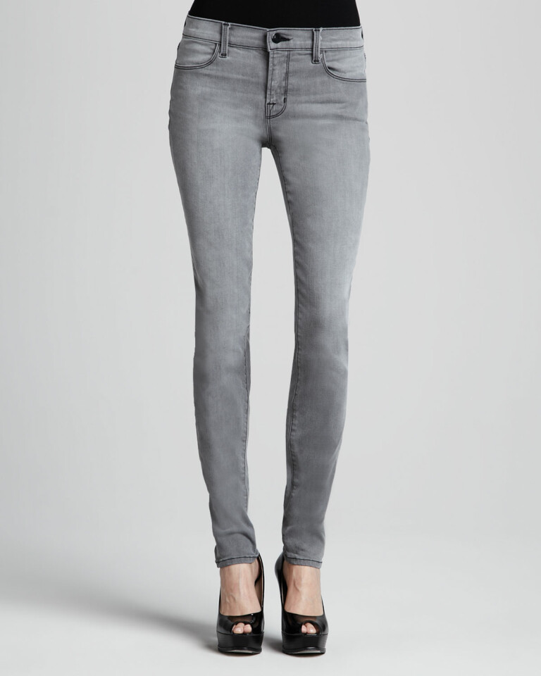 16 Stylish Jeans for This Season