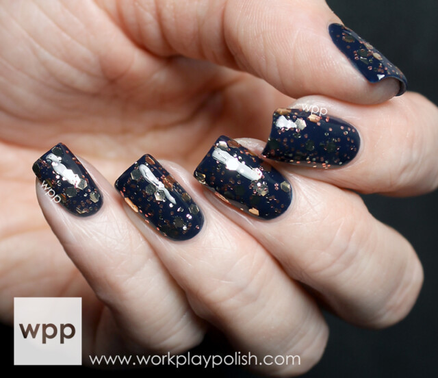 20 Popular Fall/Winter Nail Design Ideas