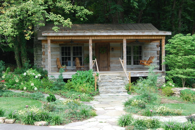 22 Cozy Cabins- Perfect for Mountain Vacation