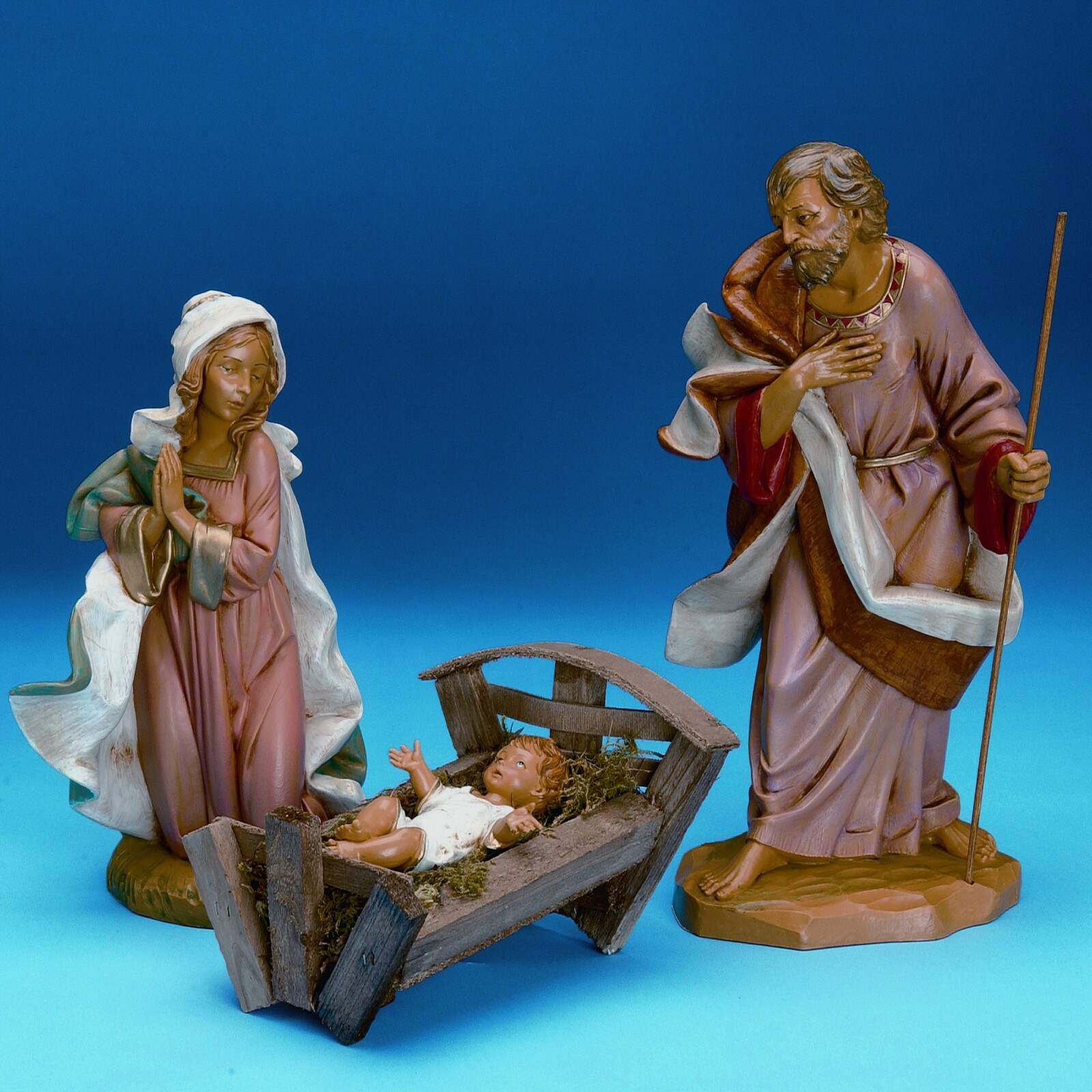 22 Awesome Christmas Figurine Decorations