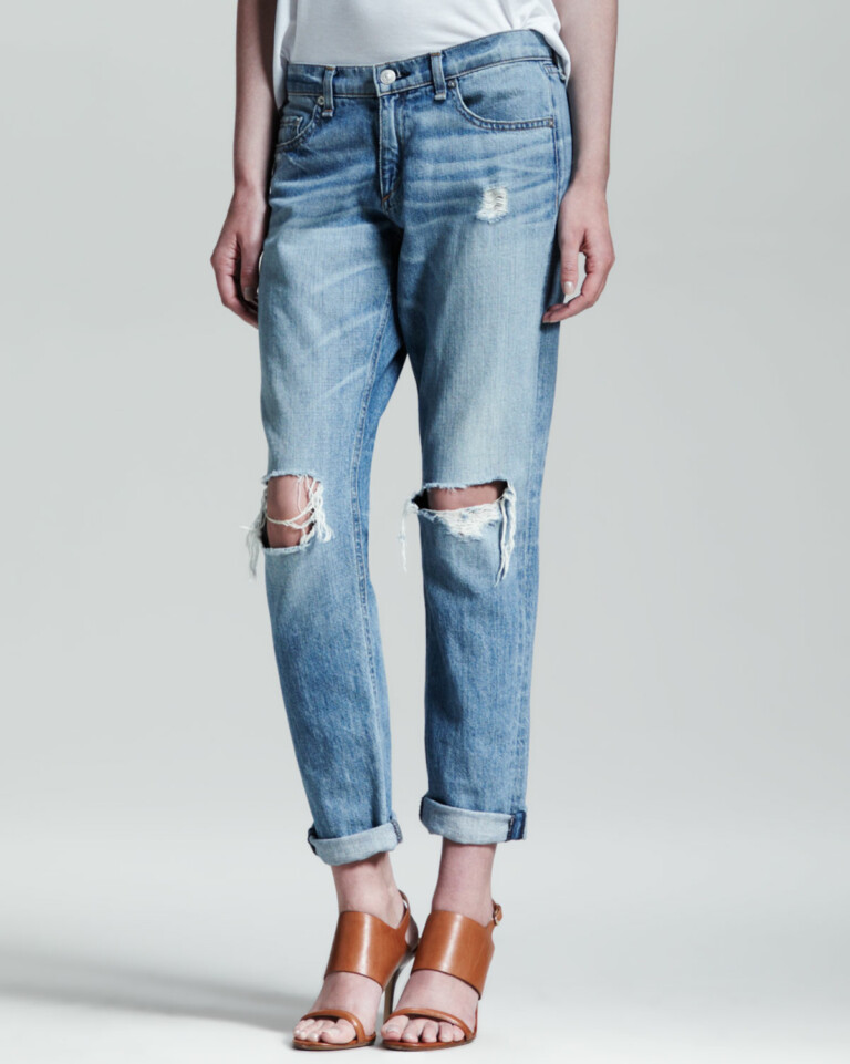16 Stylish Jeans for This Season