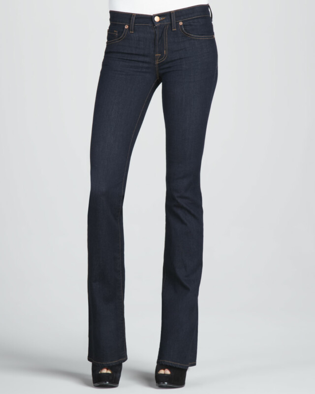 16 Stylish Jeans for This Season