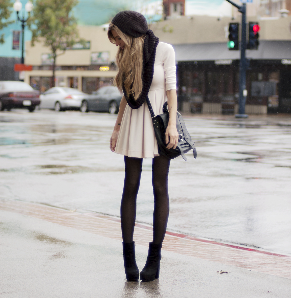 Infinity Scarf Outfits for infinity Joy in the Cold days