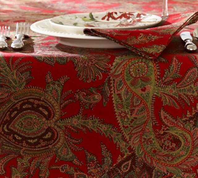 22 Tablecloths for Perfect Table Decoration
