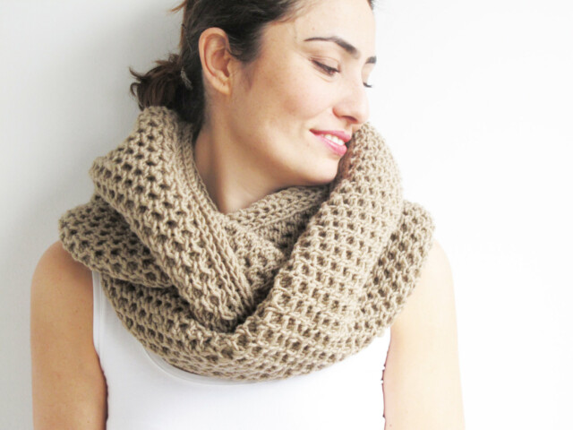 15 Beautiful Handmade Scarf Designs for This Season