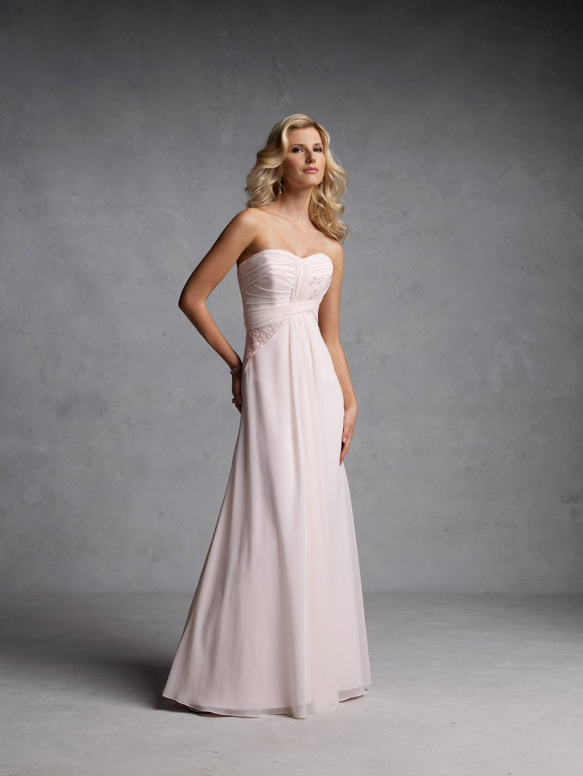 22 Extravagant Gowns for Special Occasions