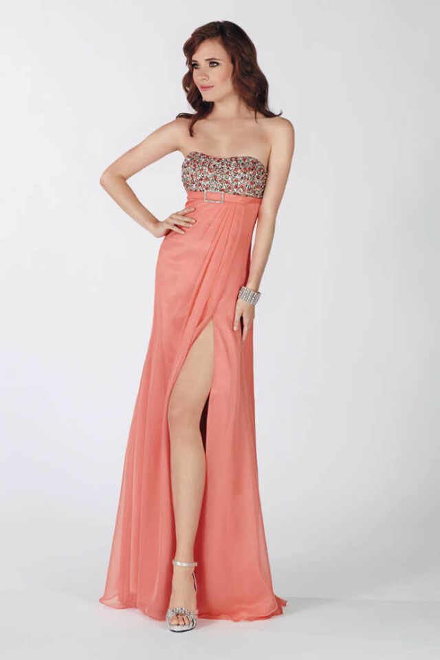 22 Extravagant Gowns for Special Occasions