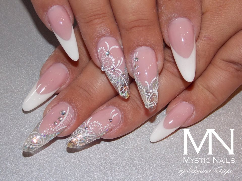 22 Unique and Extravagant Nail Designs