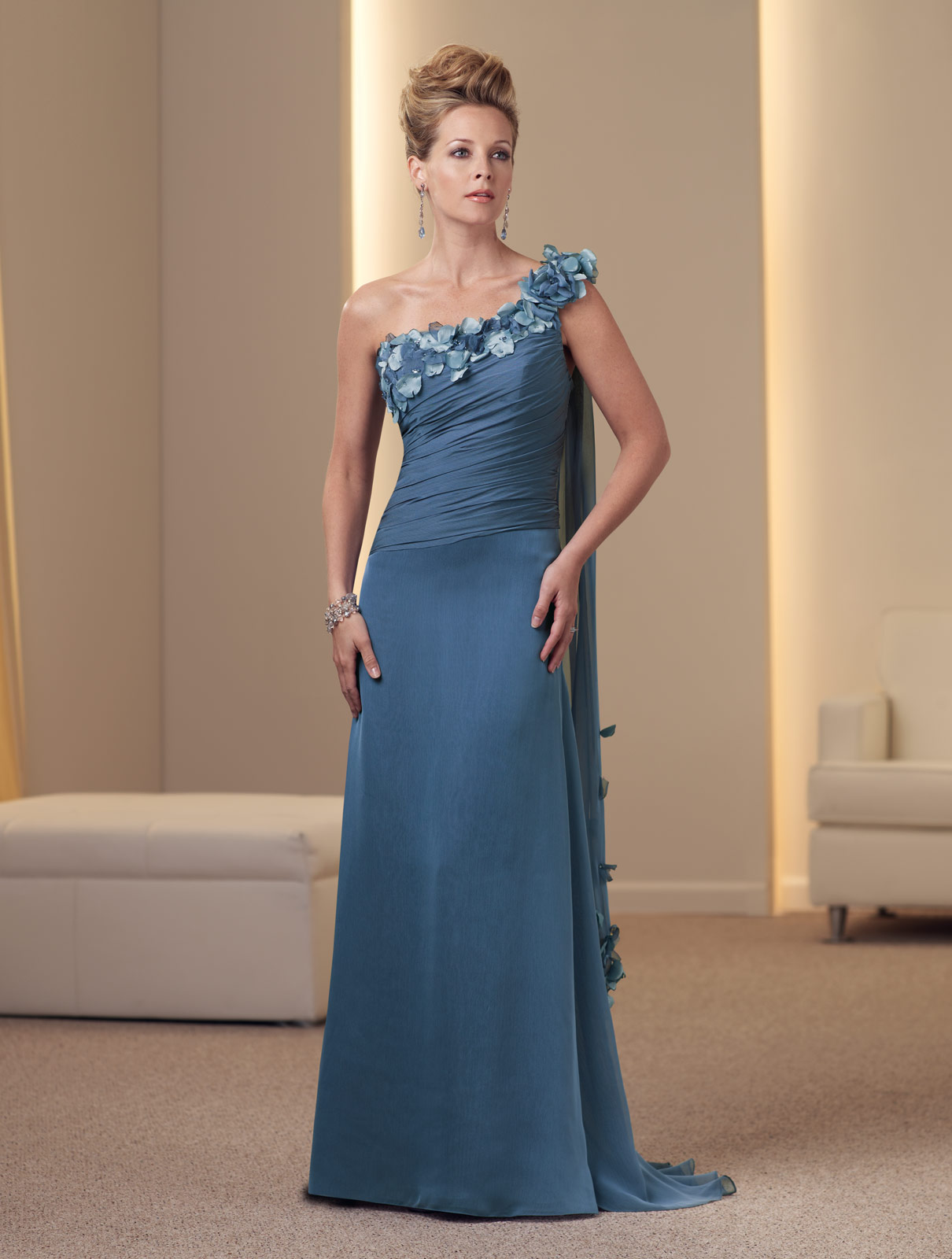 22 Extravagant Gowns for Special Occasions
