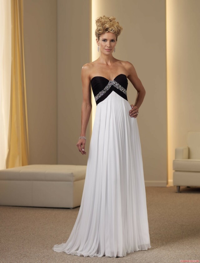 22 Extravagant Gowns for Special Occasions