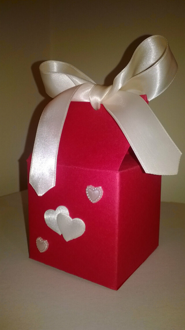 18 Cute Little Gift Box Ideas for Valentine's Day