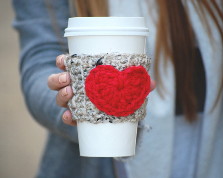 19 Simple yet Creative Handmade Cup Cozies