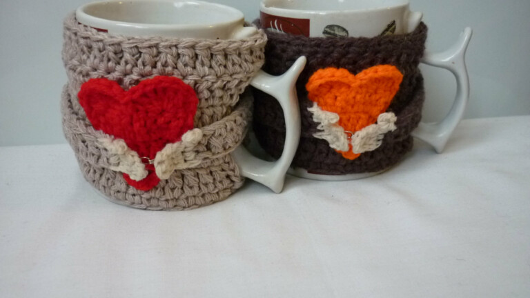 19 Simple yet Creative Handmade Cup Cozies