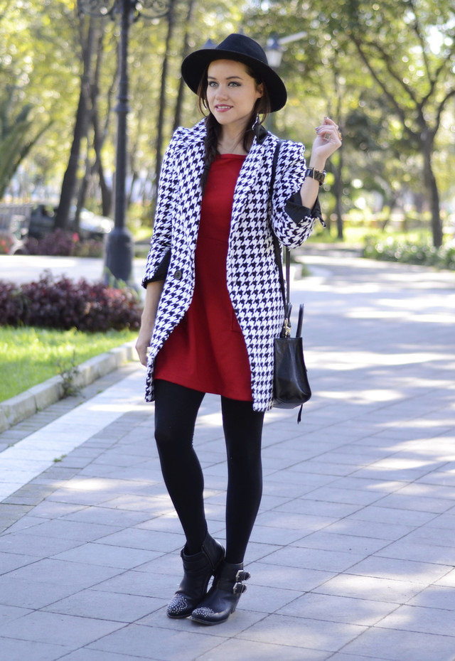 Houndstooth Print: 17 Stylish Outfit Ideas