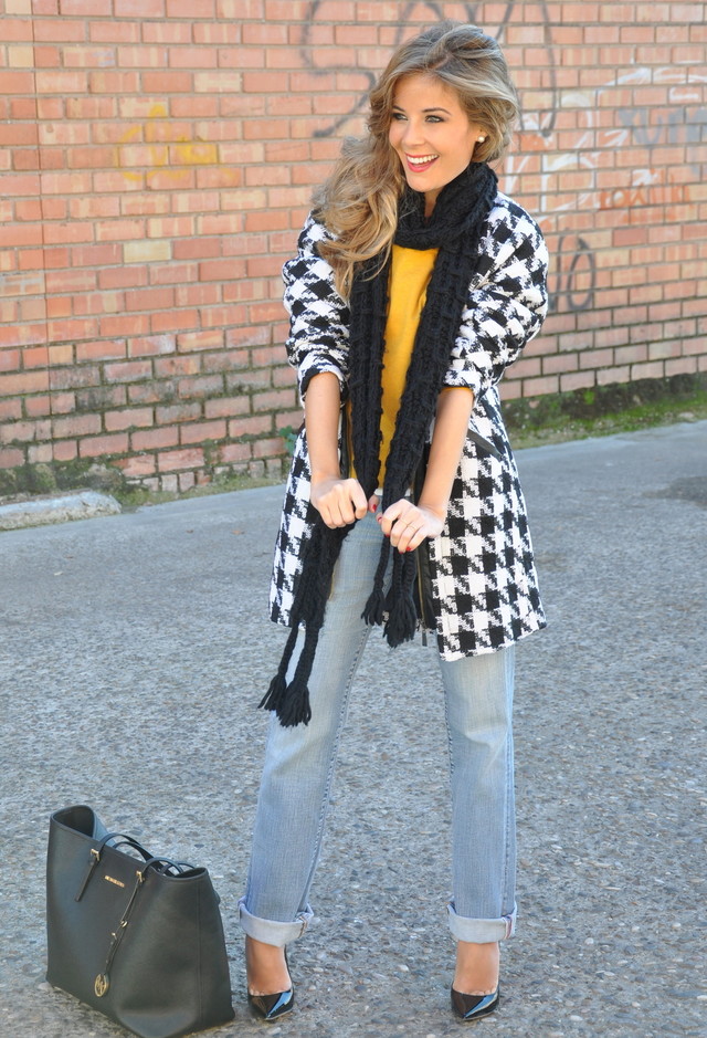 Houndstooth Print: 17 Stylish Outfit Ideas