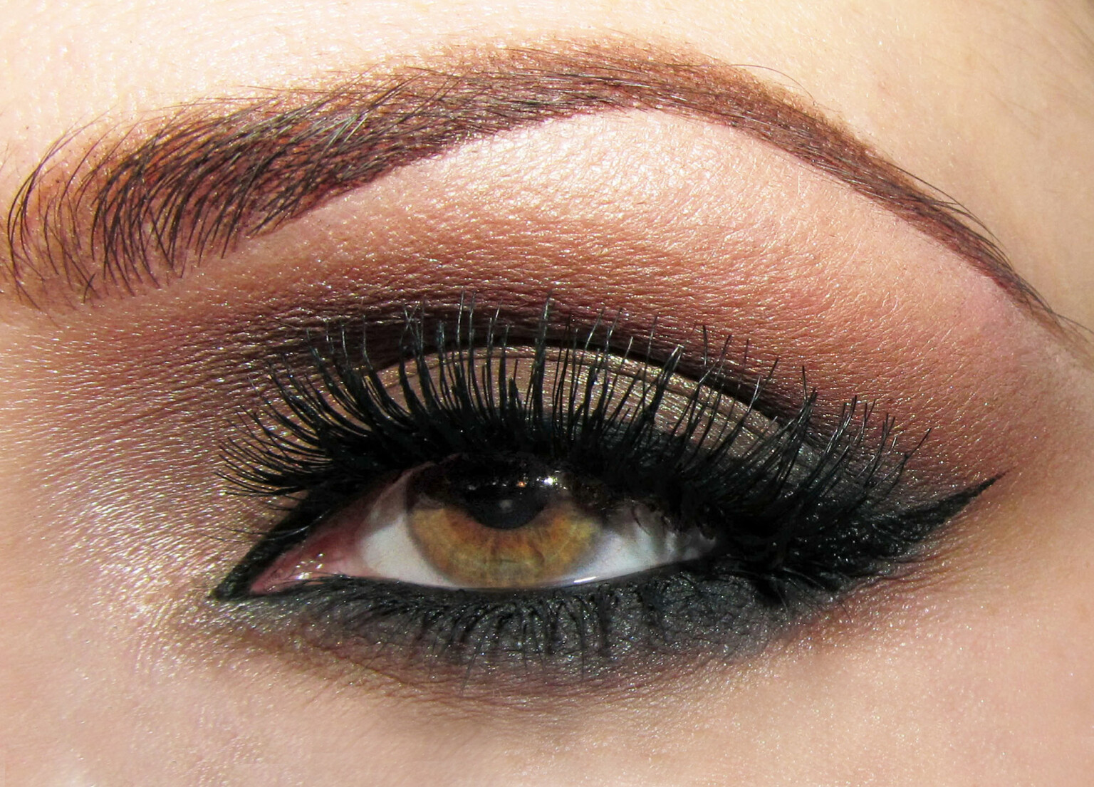 18 Makeup Looks and Helpful Tutorials and Tips for Perfect Makeup
