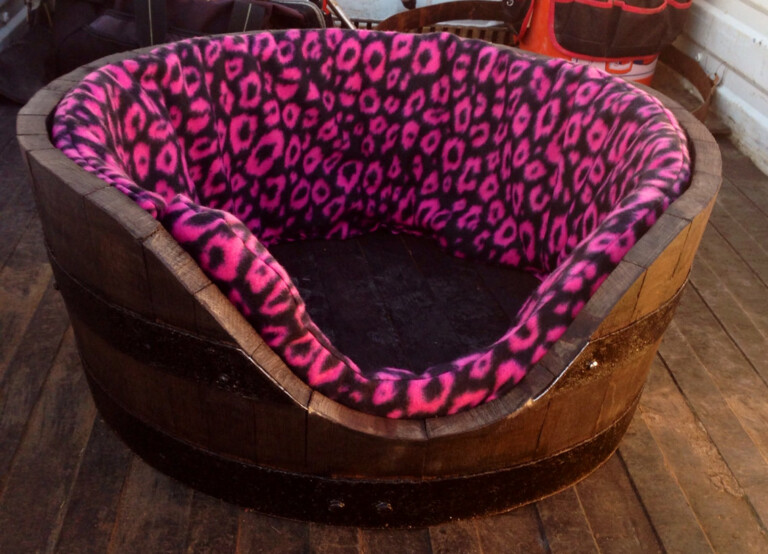 17 Creative Handmade Pet Home Ideas