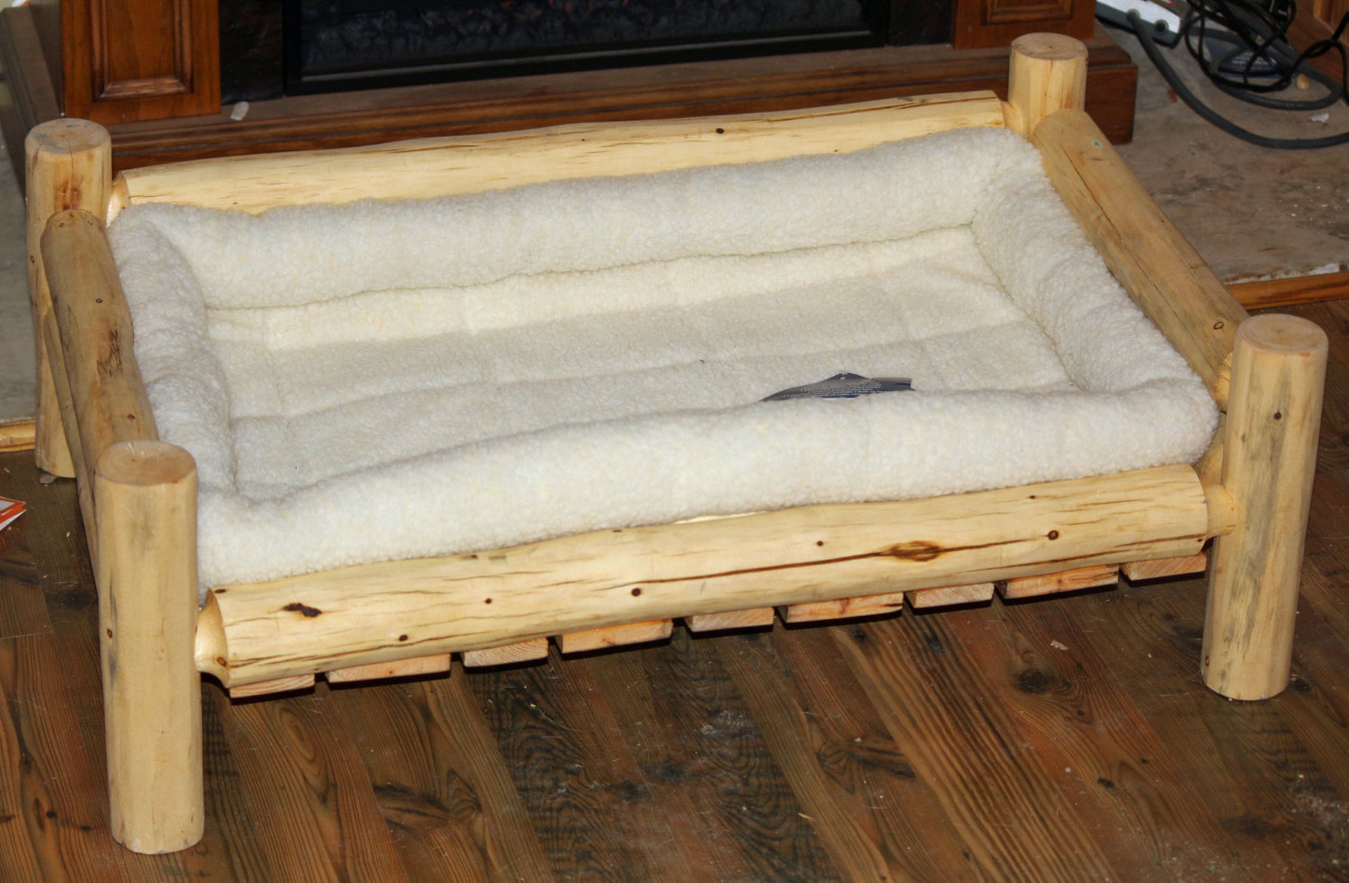 17 Creative Handmade Pet Home Ideas