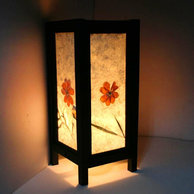 18 Elegant Handmade Lanterns for a Romantic Ambient