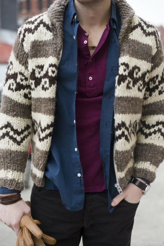 Amazing Men's Combination with Perfect Sweater for This Spring