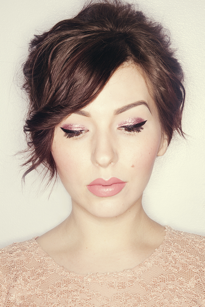 The Hottest Makeup Trends: 20 Great Tips, Tricks and Tutorials The Hottest Makeup Trends: 20 Great Tips, Tricks and Tutorials