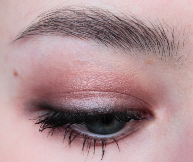 The Hottest Makeup Trends: 20 Great Tips, Tricks and Tutorials