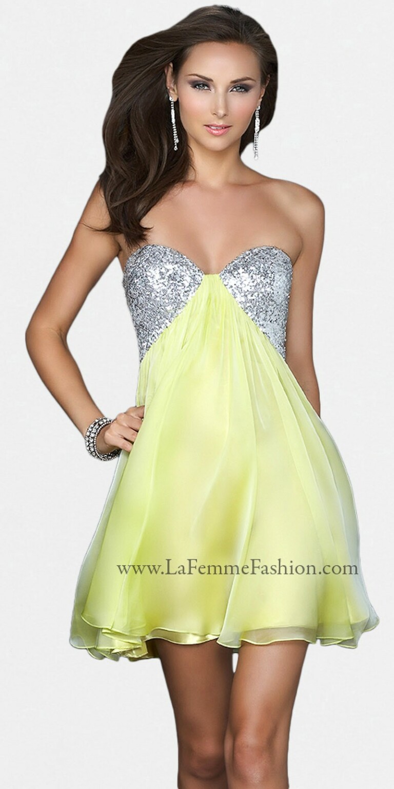 20 Glamorous Short Prom Dresses