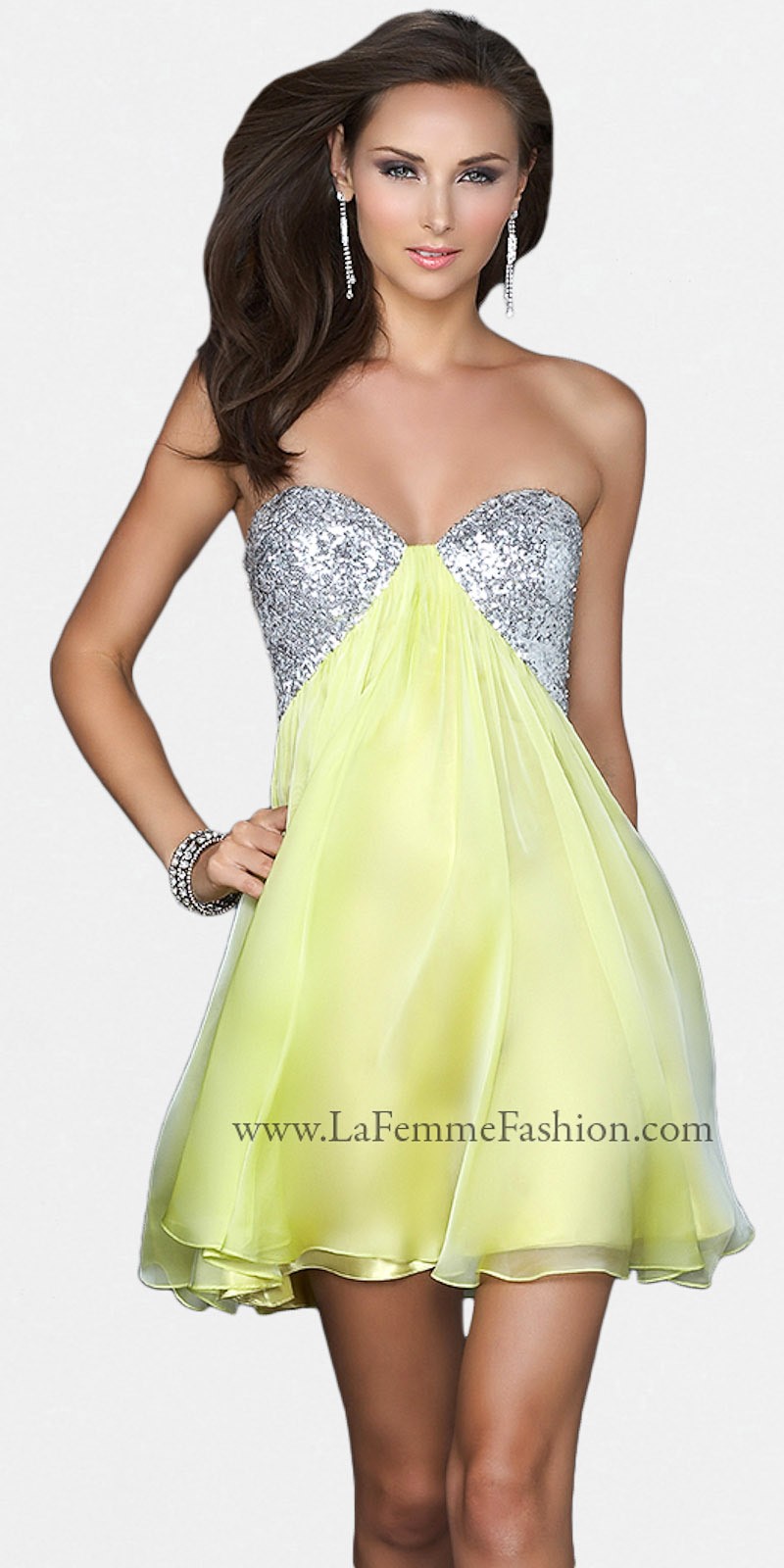 20 Glamorous Short Prom Dresses