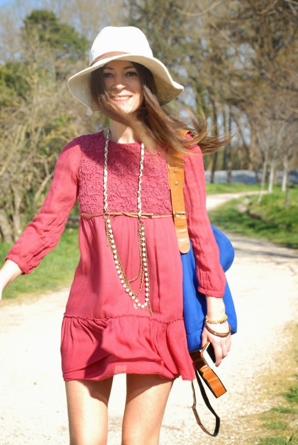 22 Modern Hats To Improve Your Chic Outfit