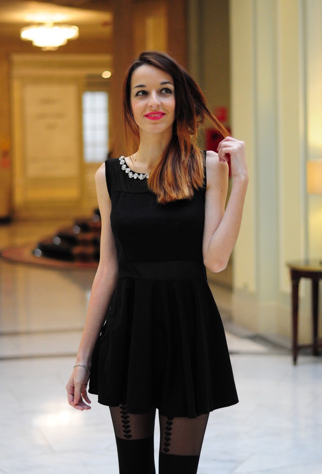 18 Lovely Woman's Outfits with Tights