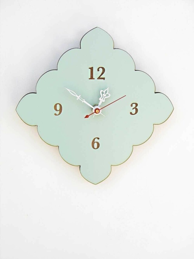 18 Creative and Handmade Wall Clock Designs