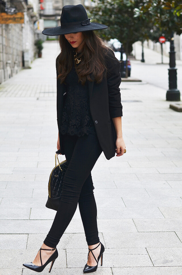 22 Modern Hats To Improve Your Chic Outfit