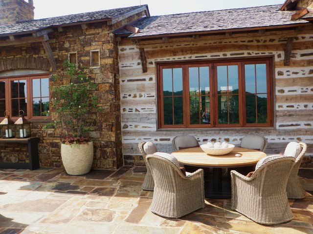 16 Amazing Rustic Patio Ideas