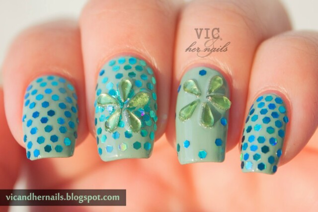 Blinking Nails for Summer- 15 Sparkly and Glitter Nail Art Ideas