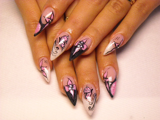 17 New Sharp Nails Style On Fashion Scene