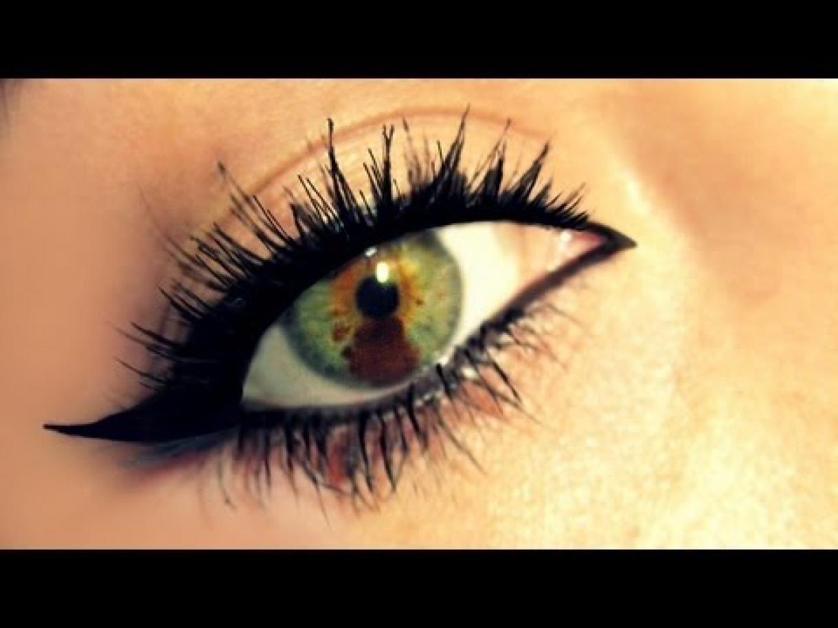 20 Simple And Modern Eyeliner Ideas For Girls