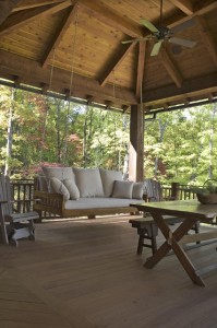 19 Lovely Decor Ideas for Rustic Porch Look