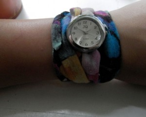 17 Delightful DIY Hand Watches That You Need to Try This Fall