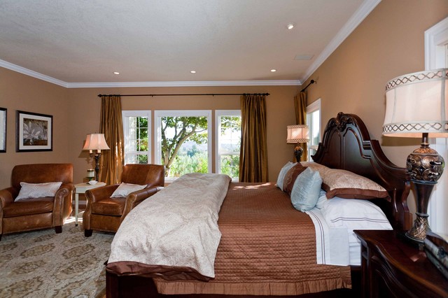 Caramel Color Details For Sophisticated Bedroom Look