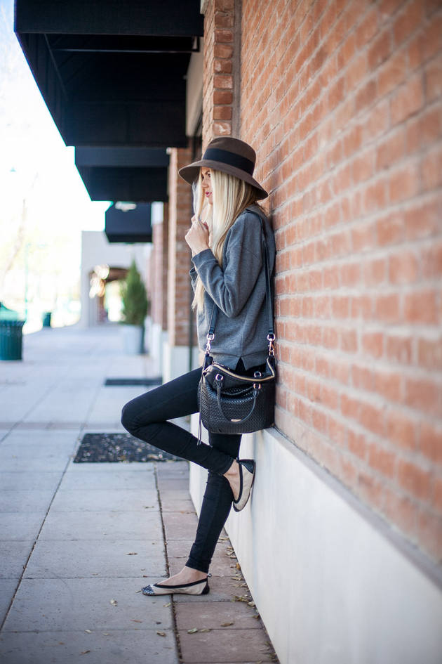 20 Comfy and Chic Fall Outfit Ideas To Inspire You