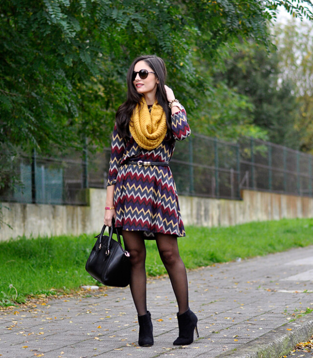 20 Stylish Outfit Ideas with Dresses for Perfect Fall Look