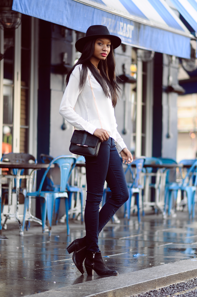 22 Stylish Outfit Ideas with Hats for Trendy Fall Look